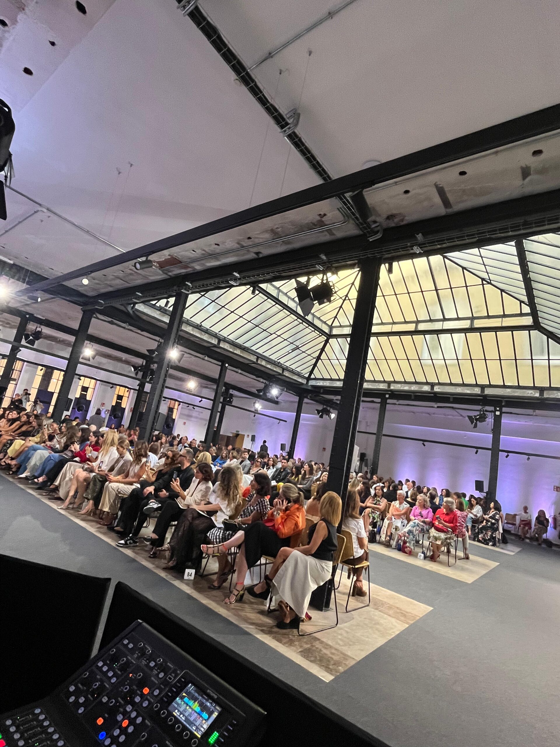 Roberto Verino presenta su colección Undressed en Espacio Larra - Agora ...